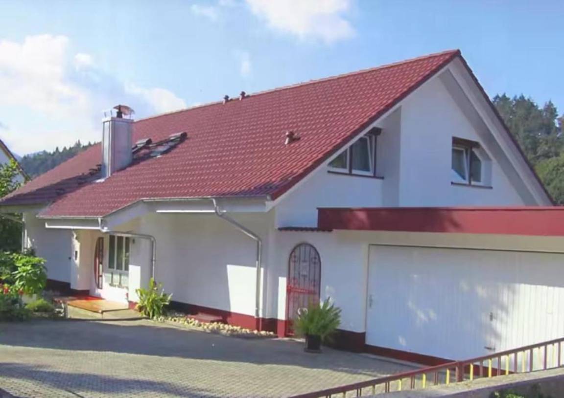 75 M² Ferienwohnung ∙ 2 Schlafzimmer ∙ 5 Gäste - Staufen im Breisgau