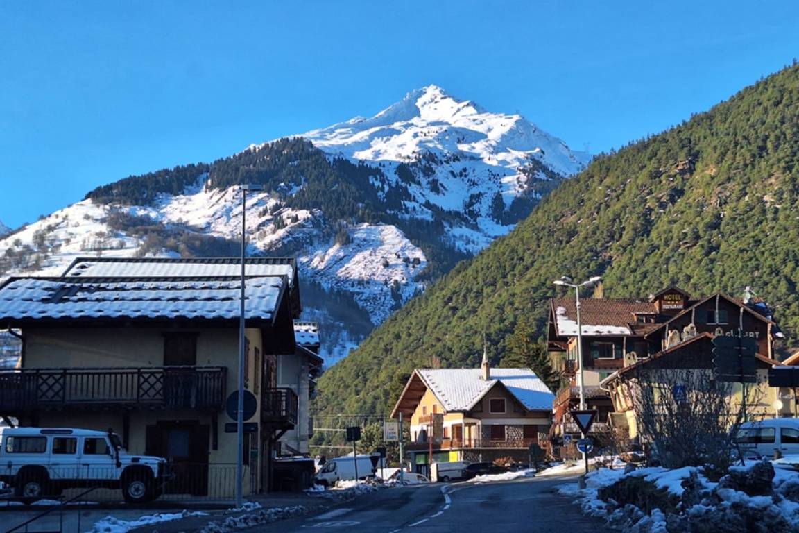 70 M² Apartamento ∙ 2 Quartos ∙ 4 Hóspedes - Séez