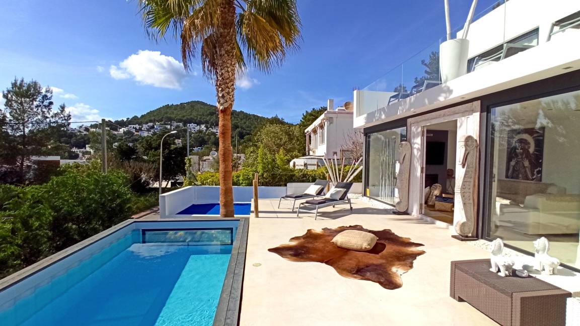300 M² Villa ∙ 6 Habitaciones ∙ 12 Huéspedes - Islas de Ibiza