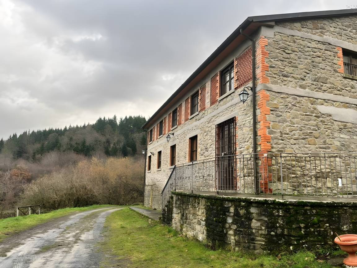 400 M² Chalet ∙ 3 Habitaciones ∙ 24 Huéspedes - Toscana