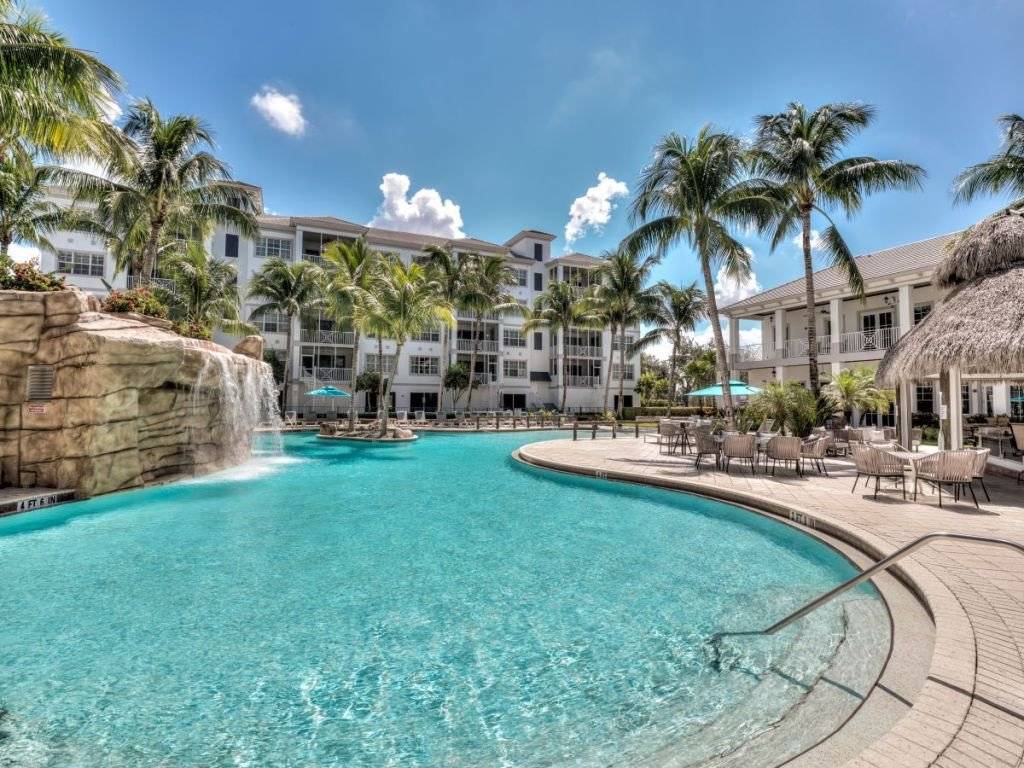House ∙ 2 Bedrooms ∙ 4 Guests - Bonita Springs, FL