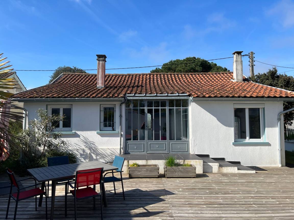 65 M² Ferienhaus ∙ 2 Schlafzimmer ∙ 4 Gäste - Ronce-les-Bains