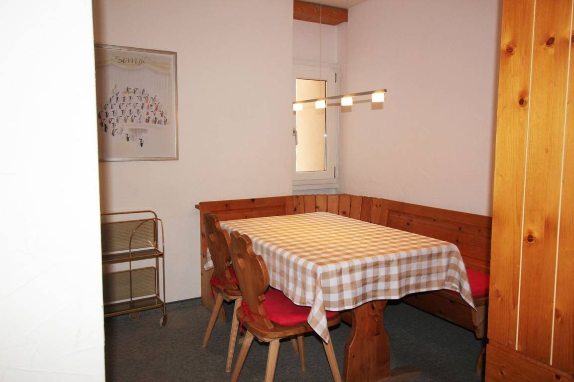 50 M² Huoneisto ∙ 1 Makuuhuone ∙ 4 Vierasta - Silvaplana