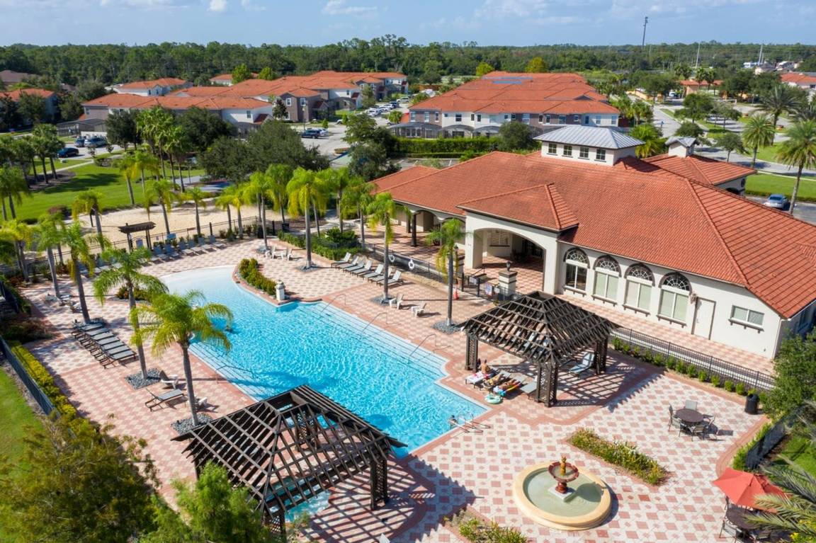 Apartment ∙ 4 Bedrooms ∙ 8 Guests - Kissimmee, FL