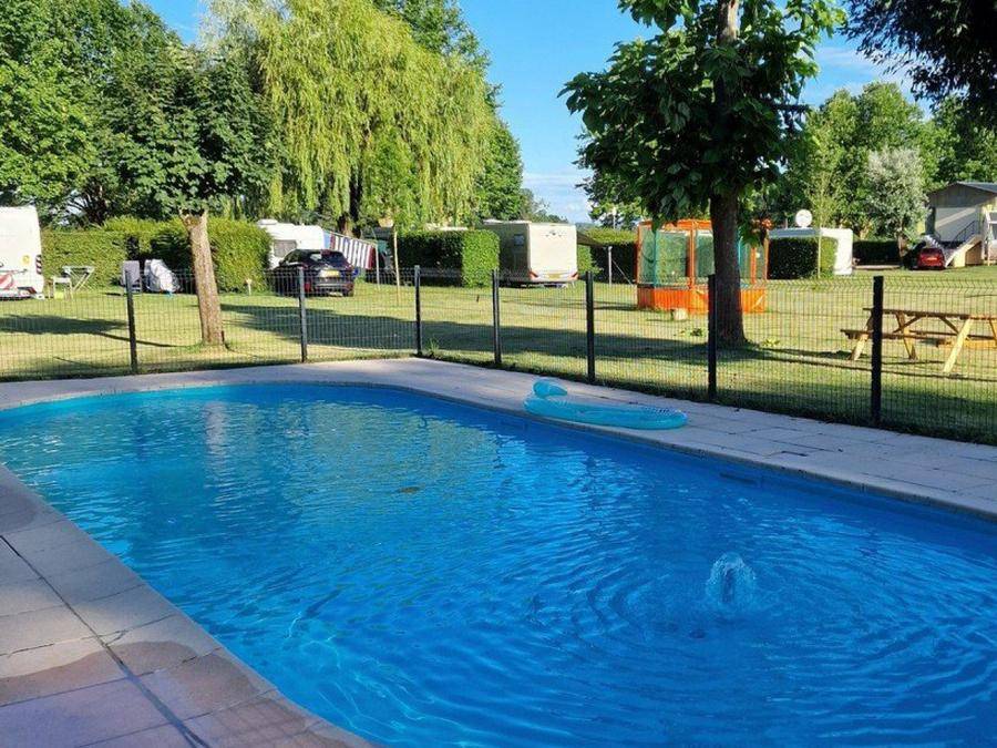 25 M² Caravan ∙ 2 Bedrooms ∙ 4 Guests - Ain