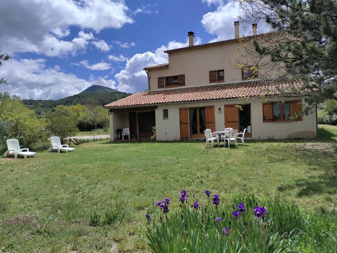 56 M² Gîte ∙ 2 Chambres ∙ 5 Personnes - Aurel