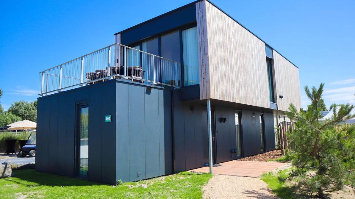 75 M² Apartment ∙ 4 Bedrooms ∙ 8 Guests - Hook of Holland