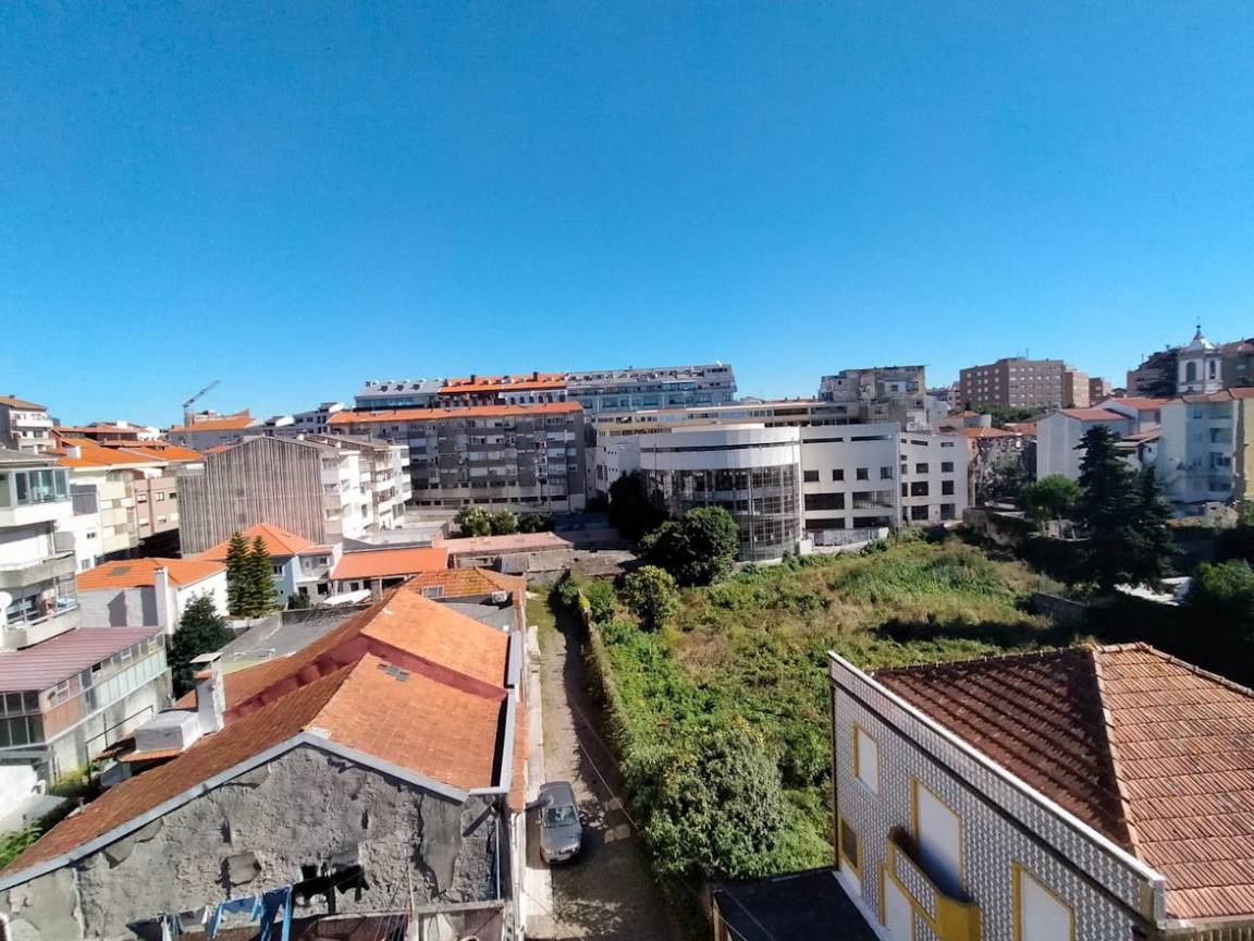 120 M² Apartment ∙ 4 Bedrooms ∙ 8 Guests - Porto
