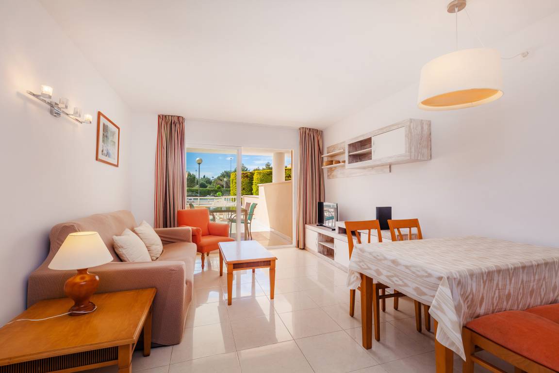 70 M² Appartement ∙ 2 Chambres ∙ 4 Personnes - Son Servera