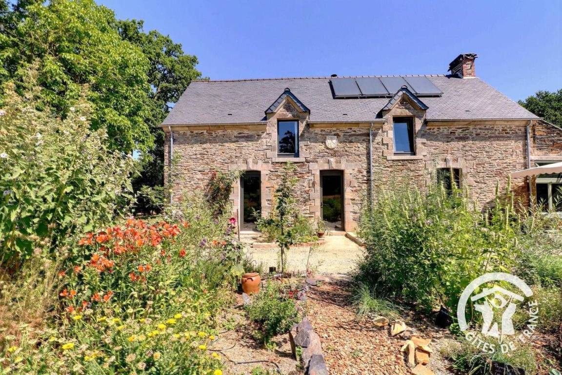 120 M² Gîte ∙ 5 Chambres ∙ 10 Personnes - Bain-de-Bretagne