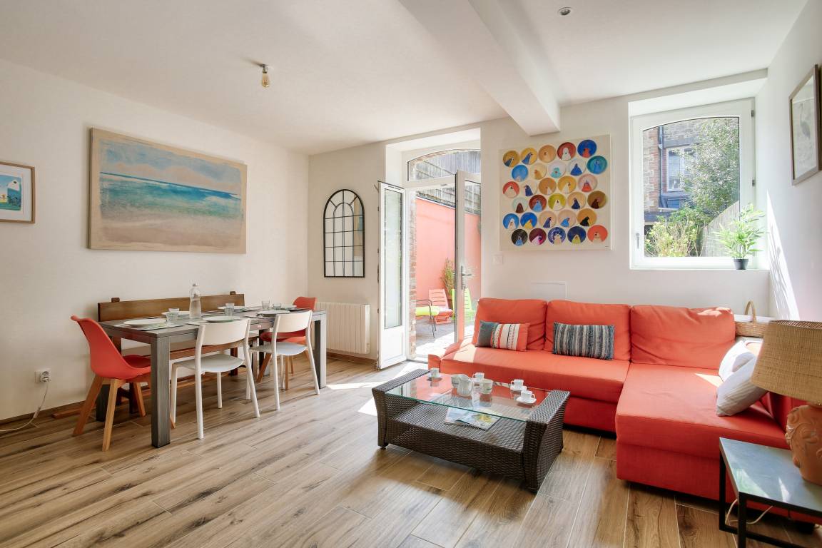 100 M² House ∙ 4 Bedrooms ∙ 6 Guests - Dinard
