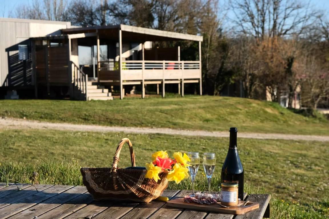 65 M² Mobil-home ∙ 3 Chambres ∙ 6 Personnes - Lot