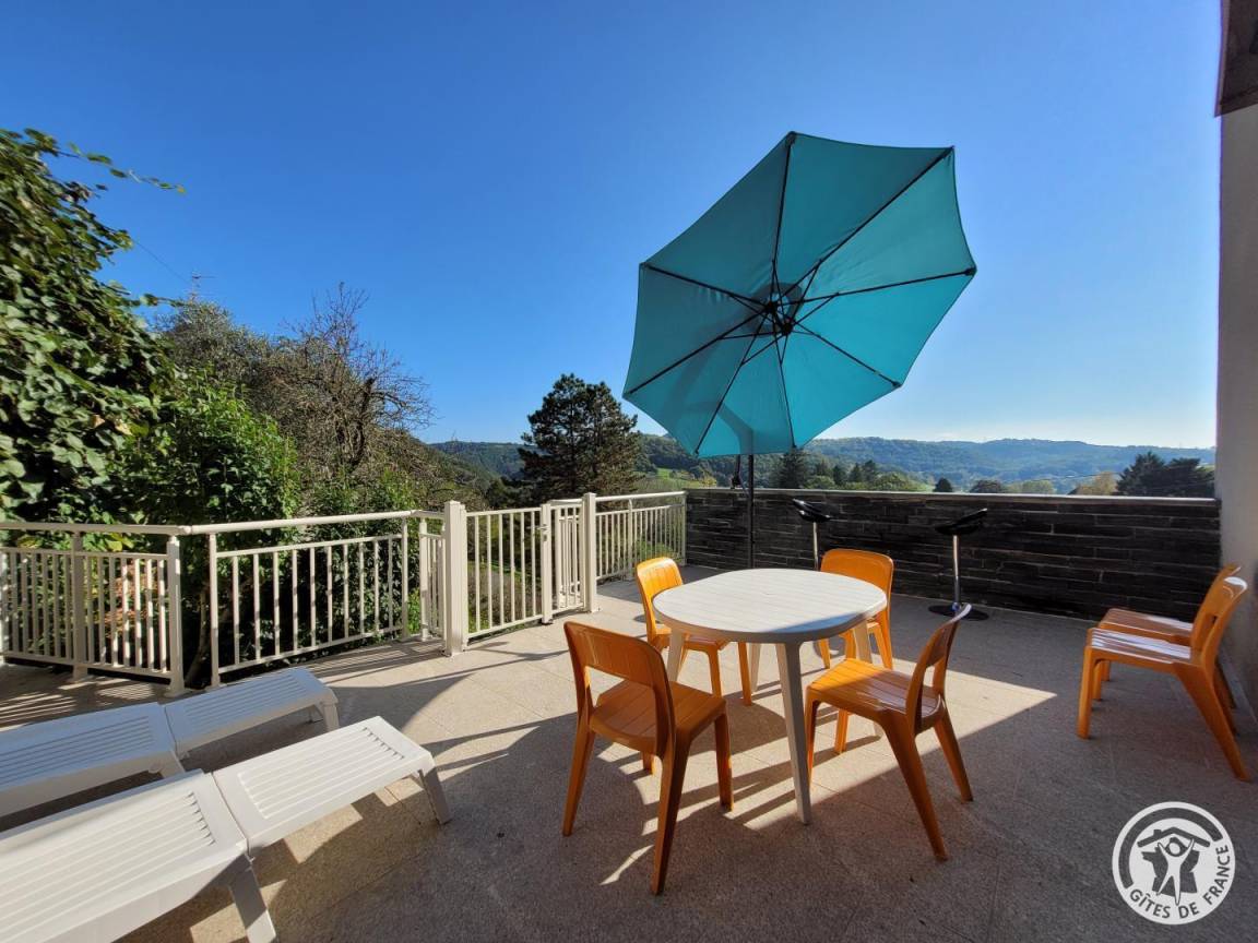 52 M² Gîte ∙ 1 Chambre ∙ 2 Personnes - Brive-la-Gaillarde