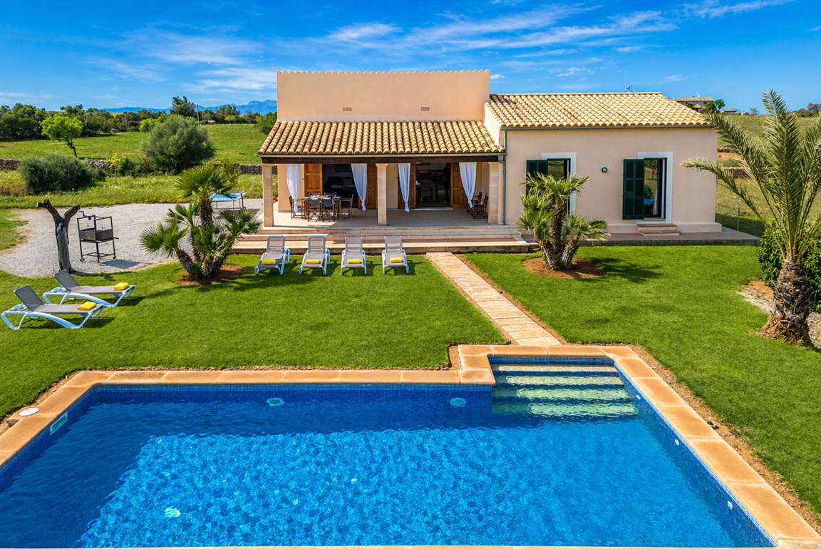 130 M² Villa ∙ 3 Bedrooms ∙ 6 Guests - Can Picafort