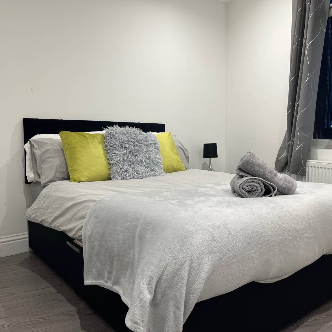 75 M² Apartment ∙ 2 Bedrooms ∙ 7 Guests - Croydon, UK