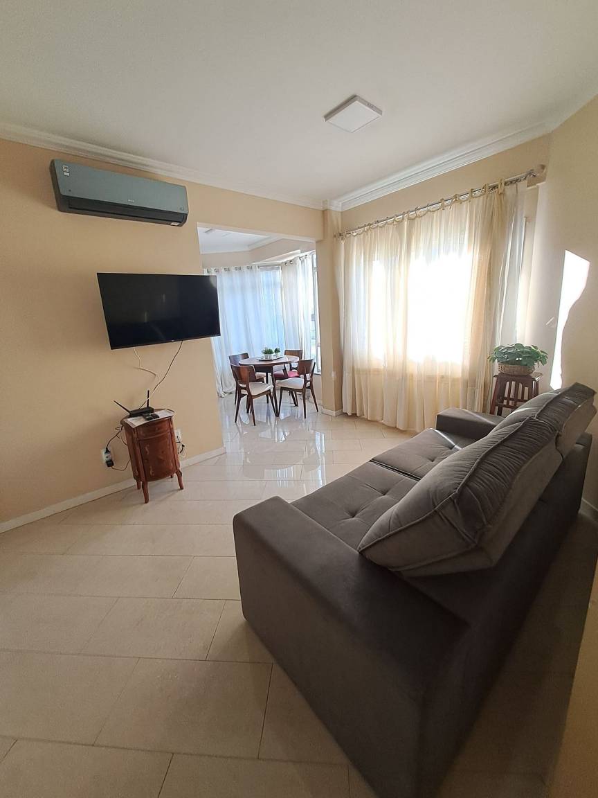60 M² Apartamento ∙ 1 Quarto ∙ 3 Hóspedes - Brusque