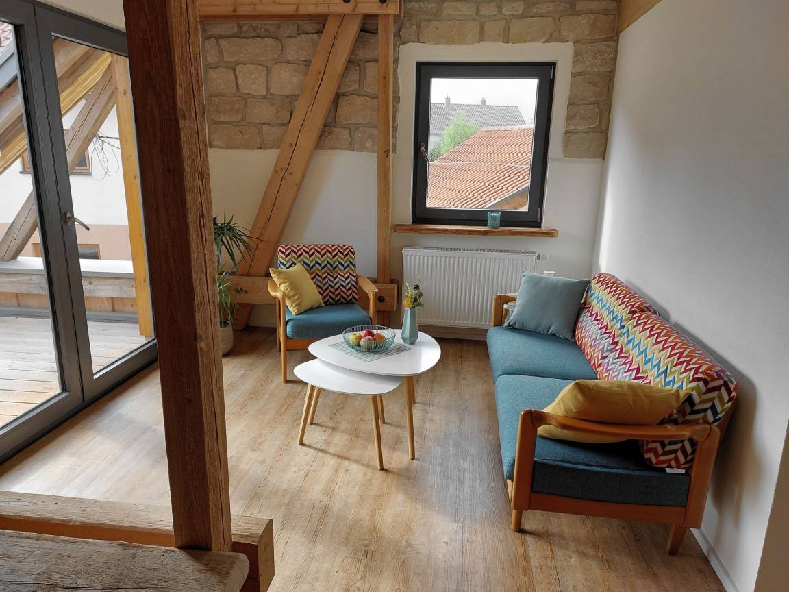 56 M² Ferienwohnung ∙ 2 Schlafzimmer ∙ 4 Gäste - Langenau