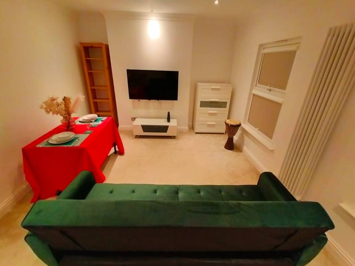 75 M² Apartment ∙ 2 Bedrooms ∙ 5 Guests - Central London