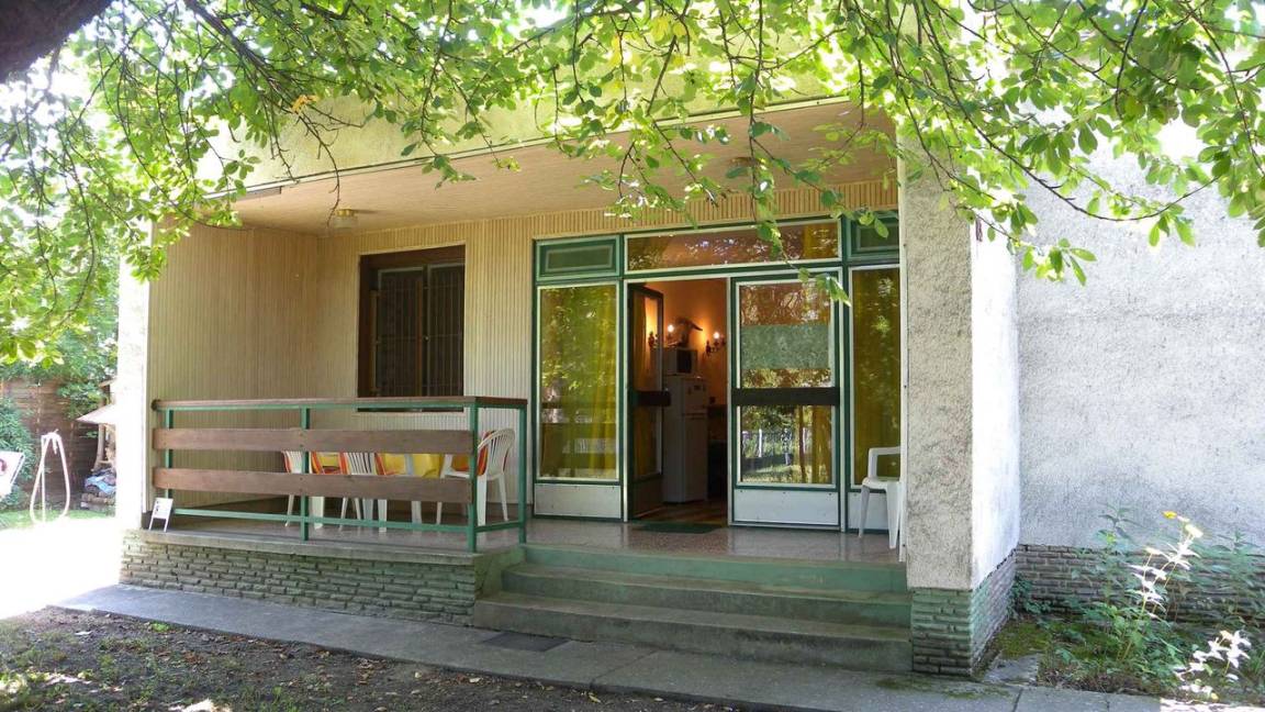 57 M² Ferienhaus ∙ 2 Schlafzimmer ∙ 4 Gäste - Zamárdi