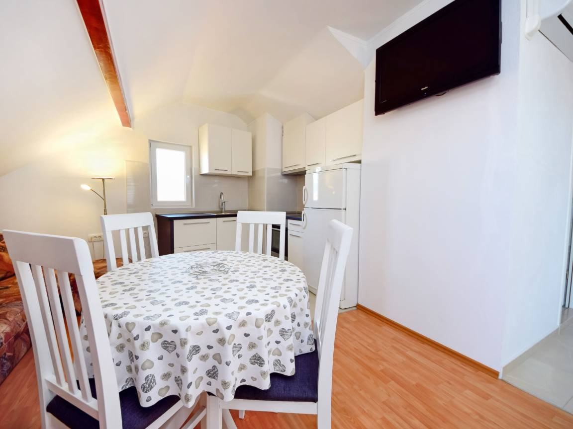 55 M² Ferienwohnung ∙ 2 Schlafzimmer ∙ 4 Gäste - Vela Luka