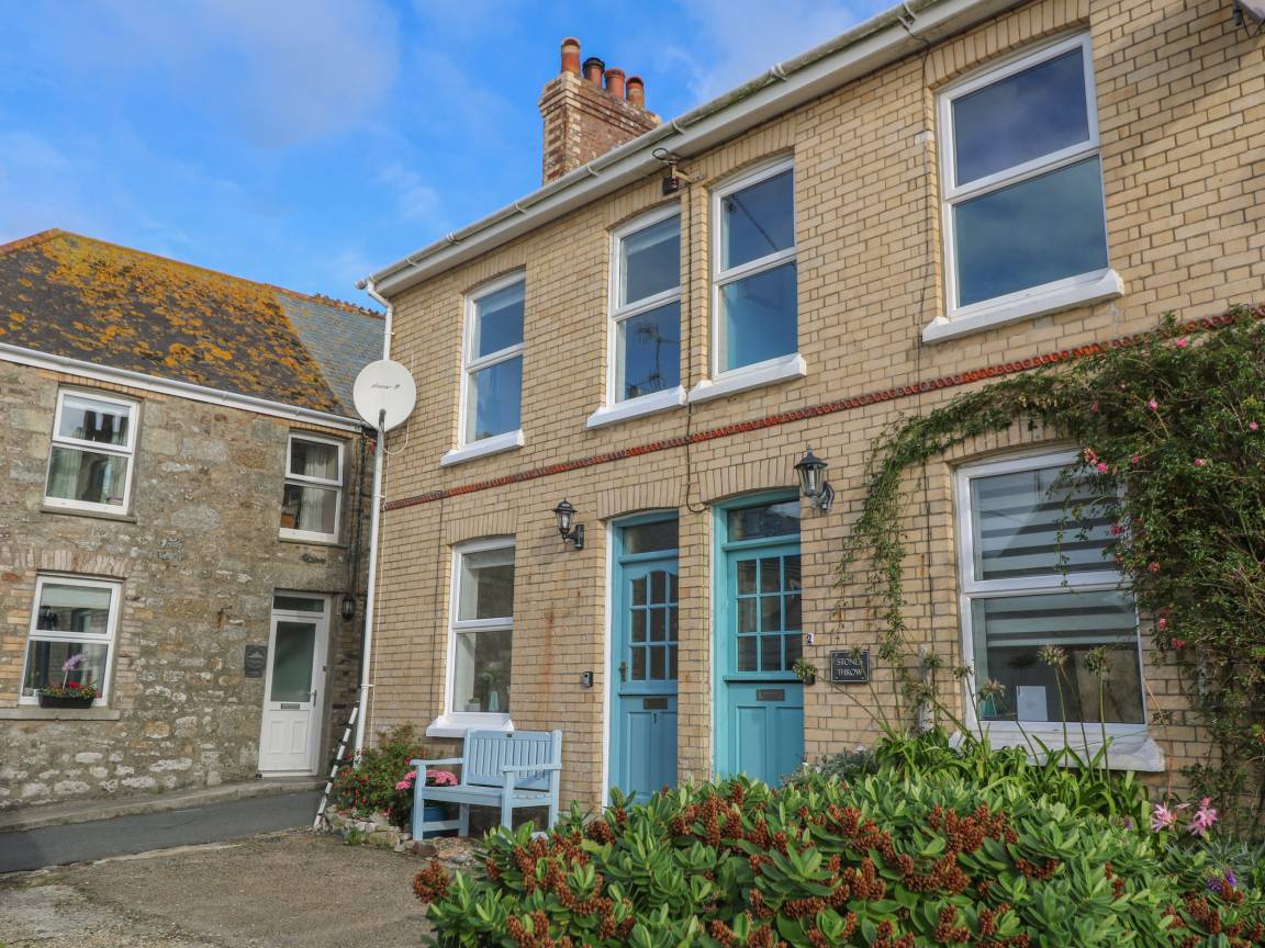 Cottage ∙ 2 Bedrooms ∙ 4 Guests - Hayle