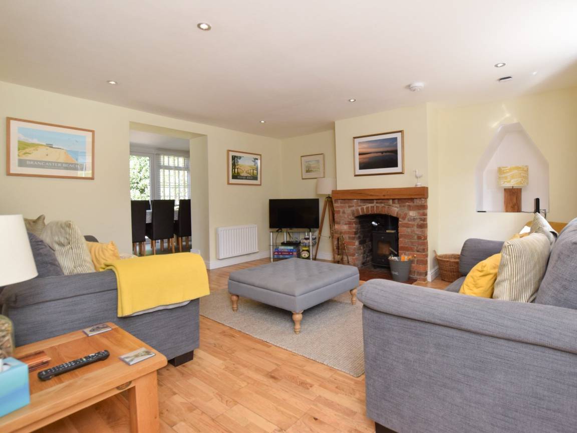 Cottage ∙ 4 Bedrooms ∙ 7 Guests - Old Hunstanton