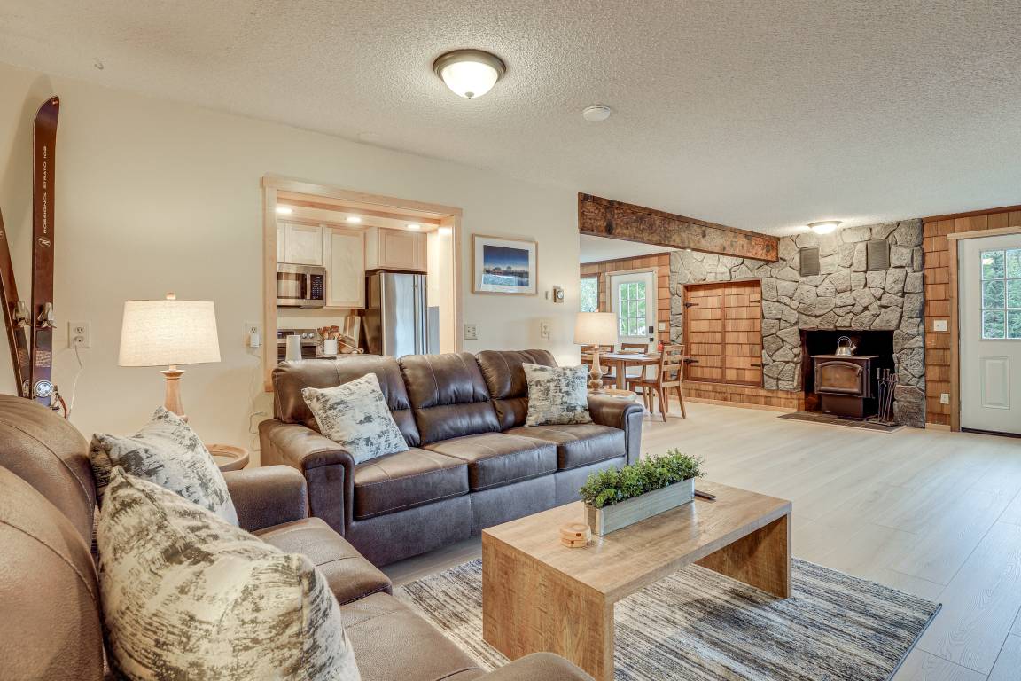 325 M² House ∙ 6 Bedrooms ∙ 16 Guests - Government Camp, OR