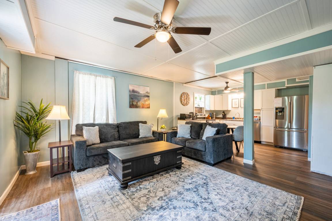 179 M² Apartment ∙ 2 Bedrooms ∙ 4 Guests - Canton, GA