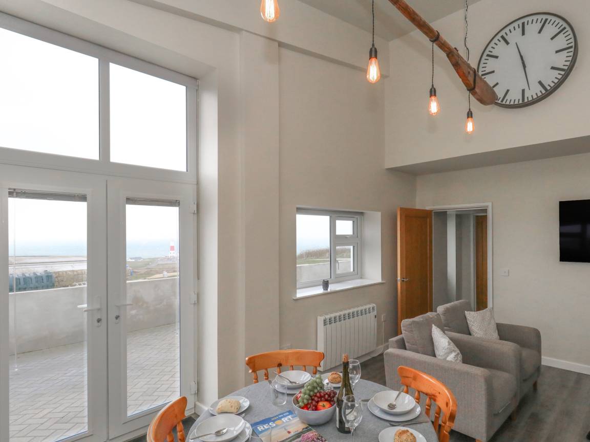 Cottage ∙ 2 Bedrooms ∙ 4 Guests - Weston