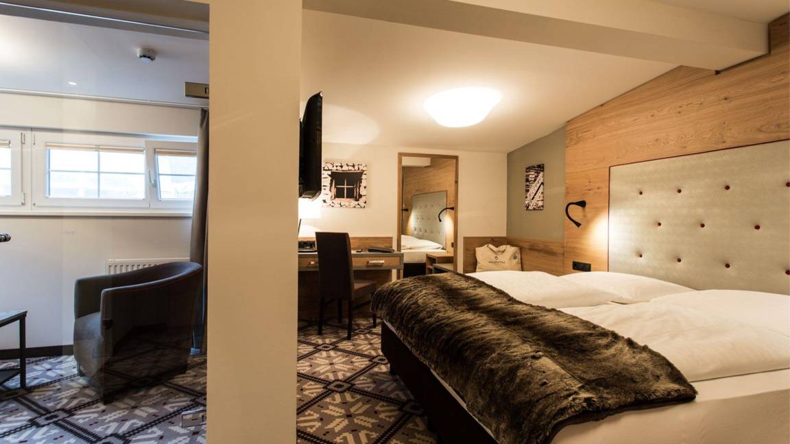 32 M² Hotel ∙ 1 Bedroom ∙ 4 Guests - Hochsölden