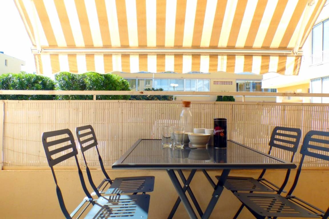 63 M² Ferienwohnung ∙ 2 Schlafzimmer ∙ 5 Gäste - Bandol