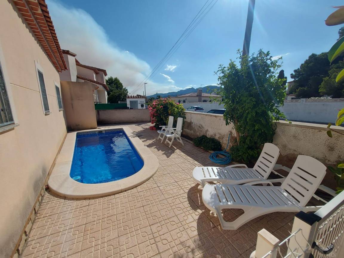 650 M² Landhaus ∙ 3 Schlafzimmer ∙ 4 Gäste - Catalonia