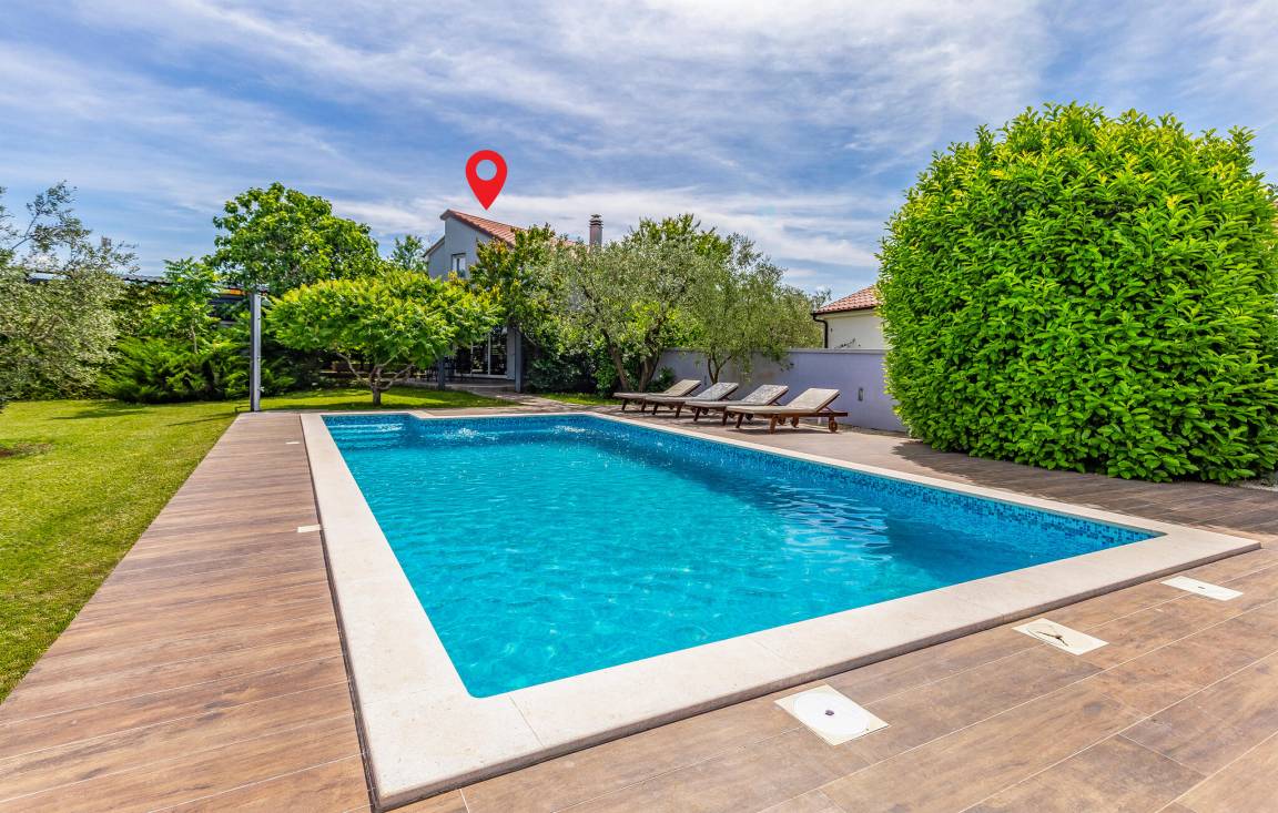 100 M² House ∙ 2 Bedrooms ∙ 6 Guests - Pula