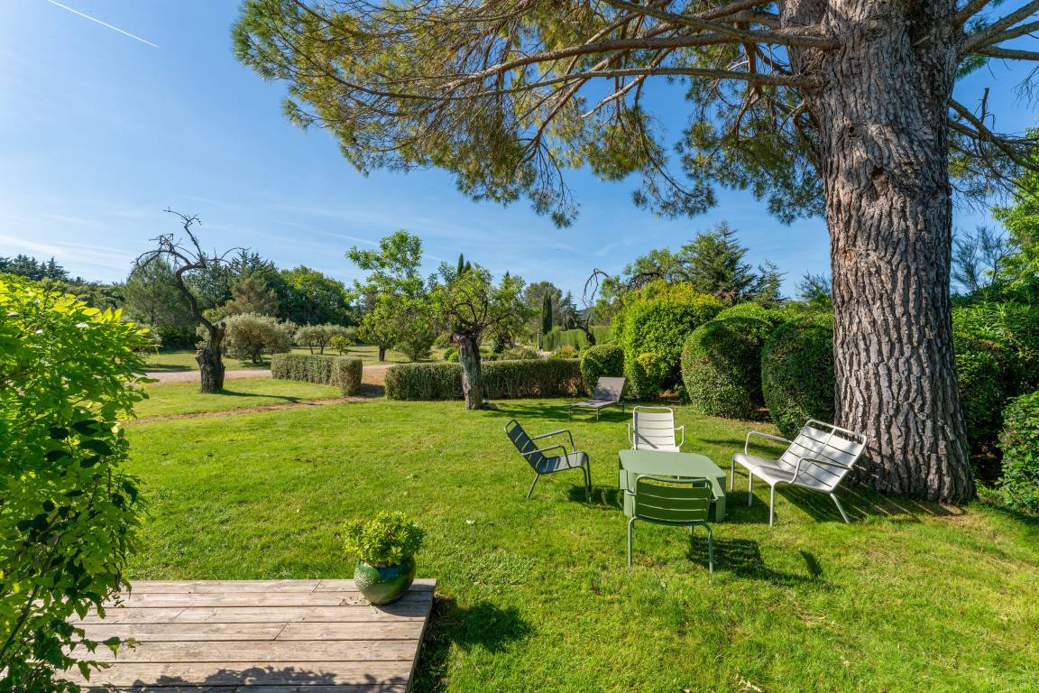 150 M² House ∙ 4 Bedrooms ∙ 8 Guests - Eygalières