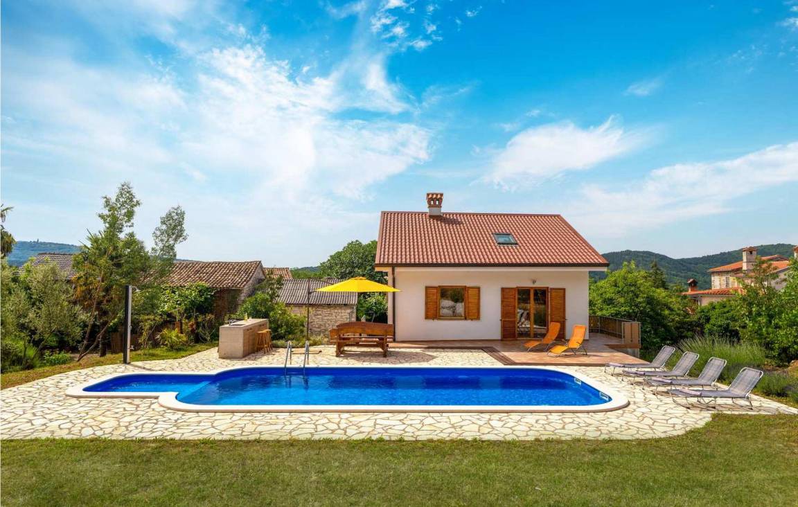 120 M² Maison De Vacances ∙ 3 Chambres ∙ 6 Personnes - Buzet