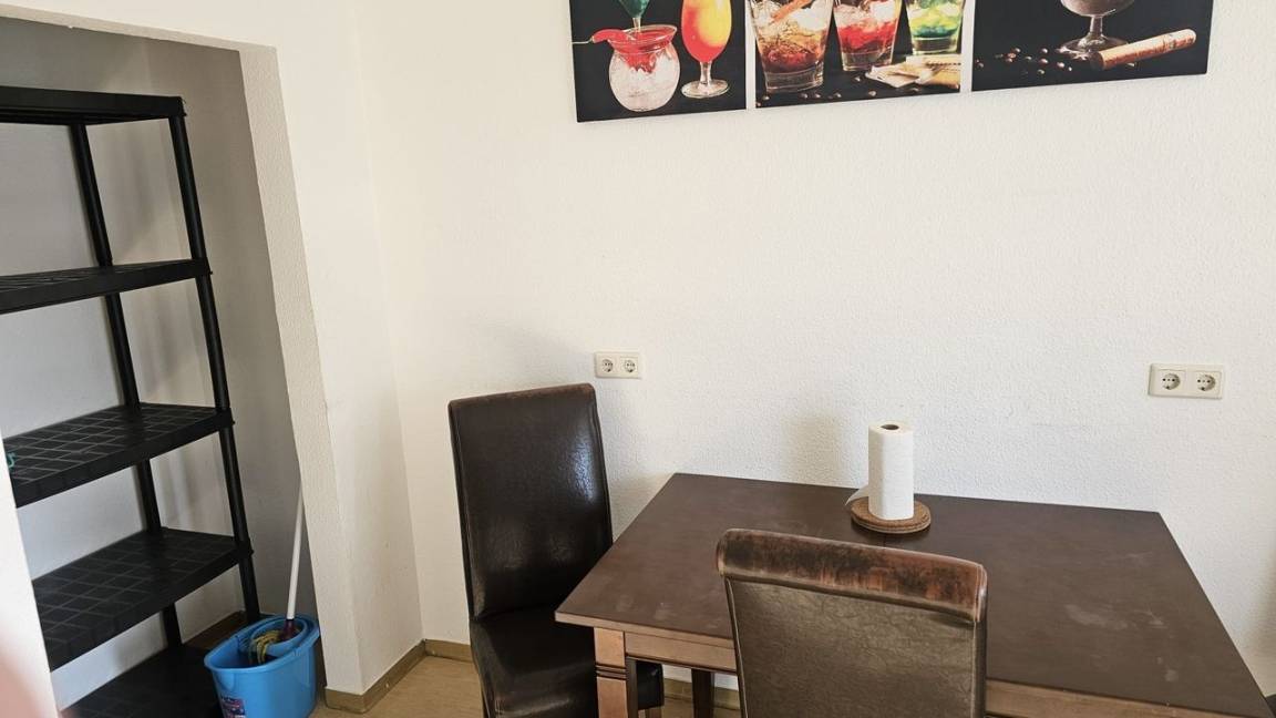 80 M² Ferienwohnung ∙ 3 Schlafzimmer ∙ 4 Gäste - Merseburg