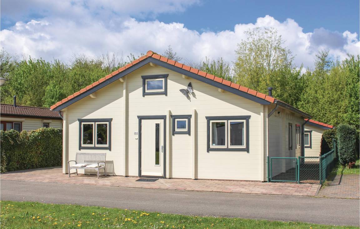 90 M² Ferienhaus ∙ 2 Schlafzimmer ∙ 6 Gäste - Steenbergen