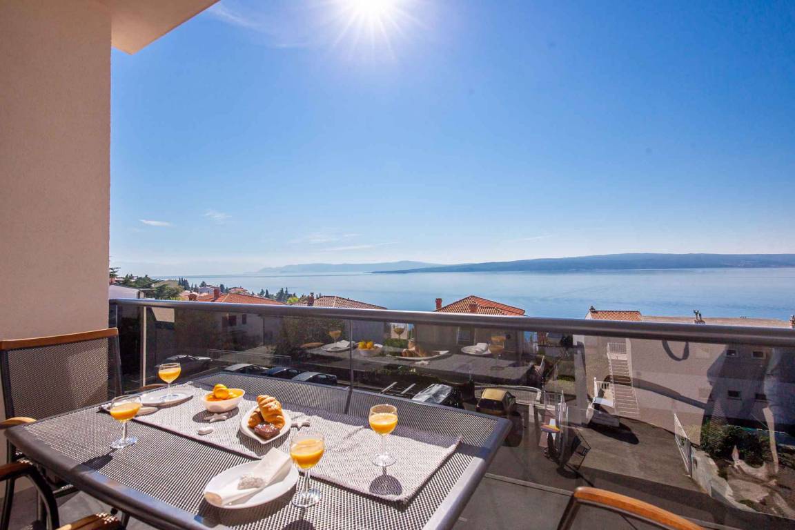 100 M² Ferienwohnung ∙ 3 Schlafzimmer ∙ 6 Gäste - Crikvenica