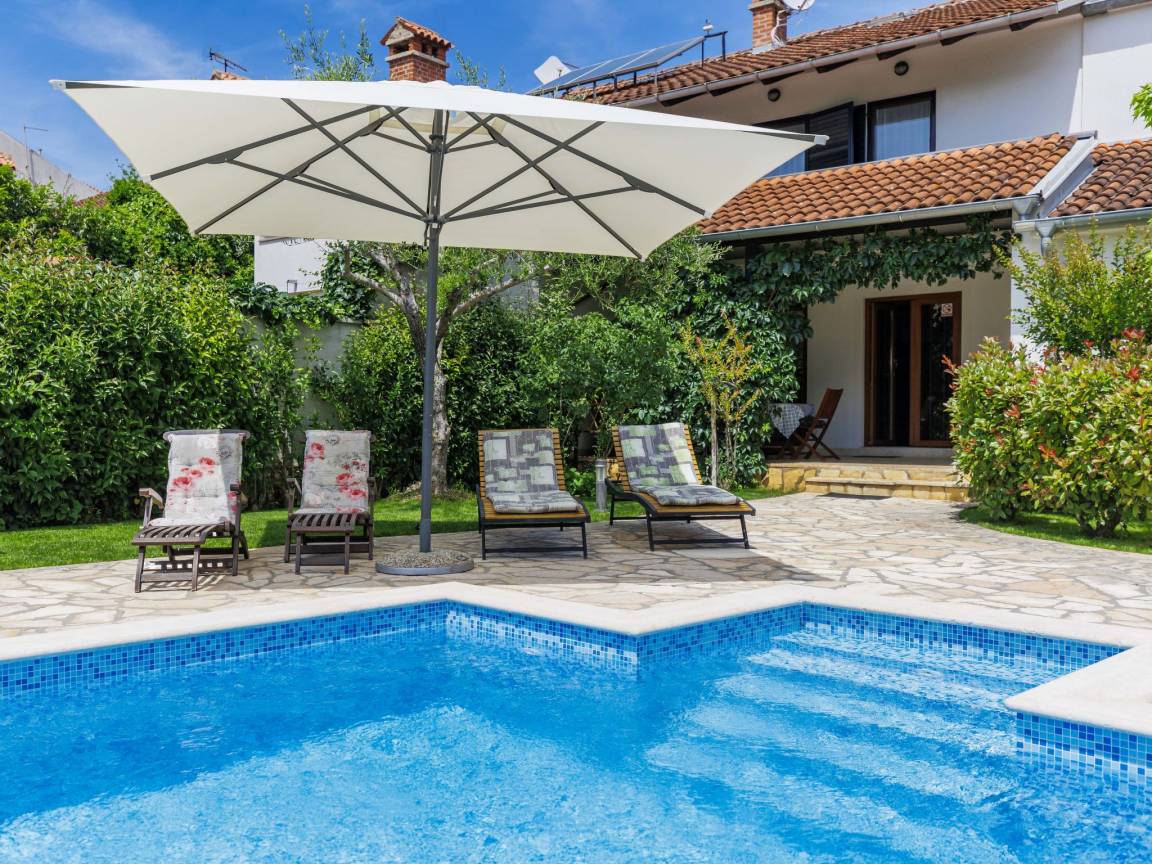 110 M² Maison De Vacances ∙ 3 Chambres ∙ 4 Personnes - Rovinj