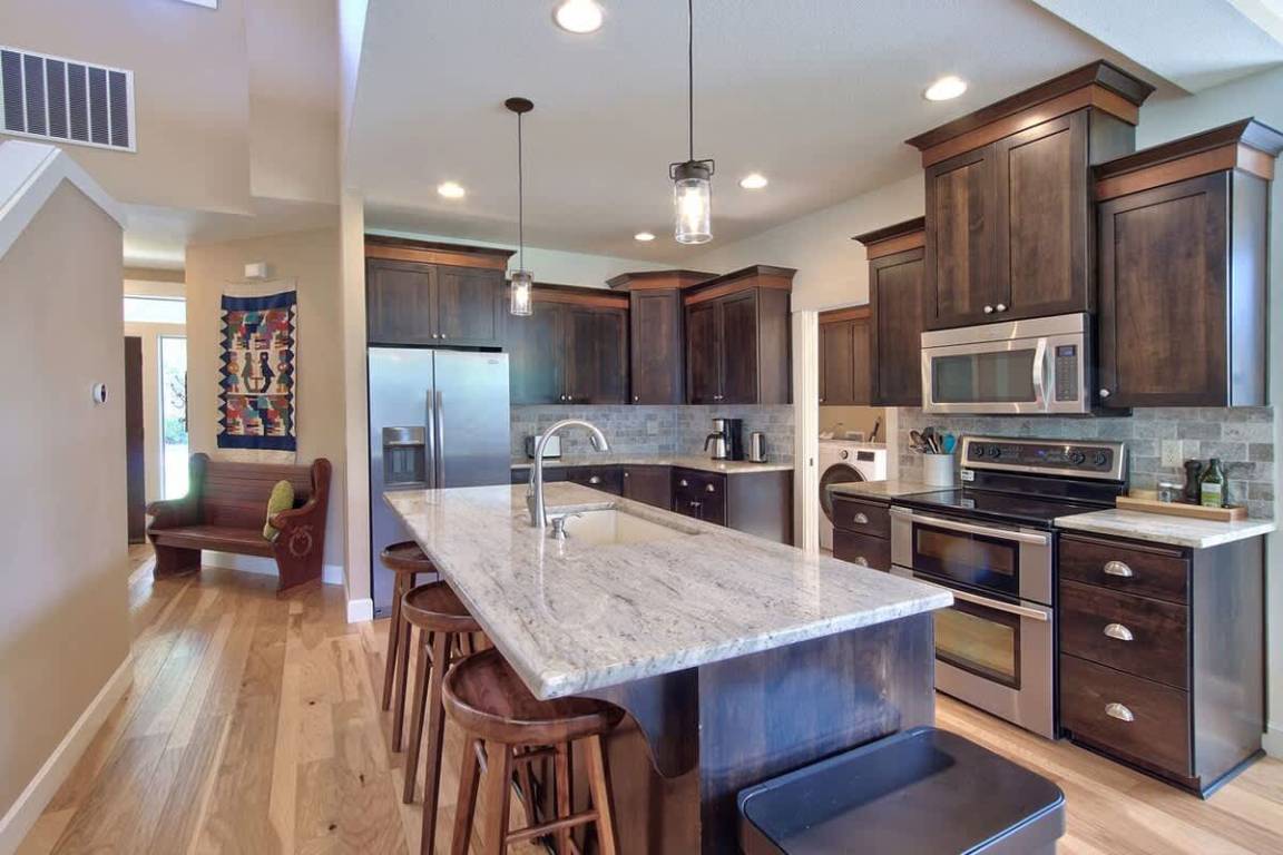 228 M² Casa ∙ 4 Habitaciones ∙ 7 Huéspedes - McMinnville, OR