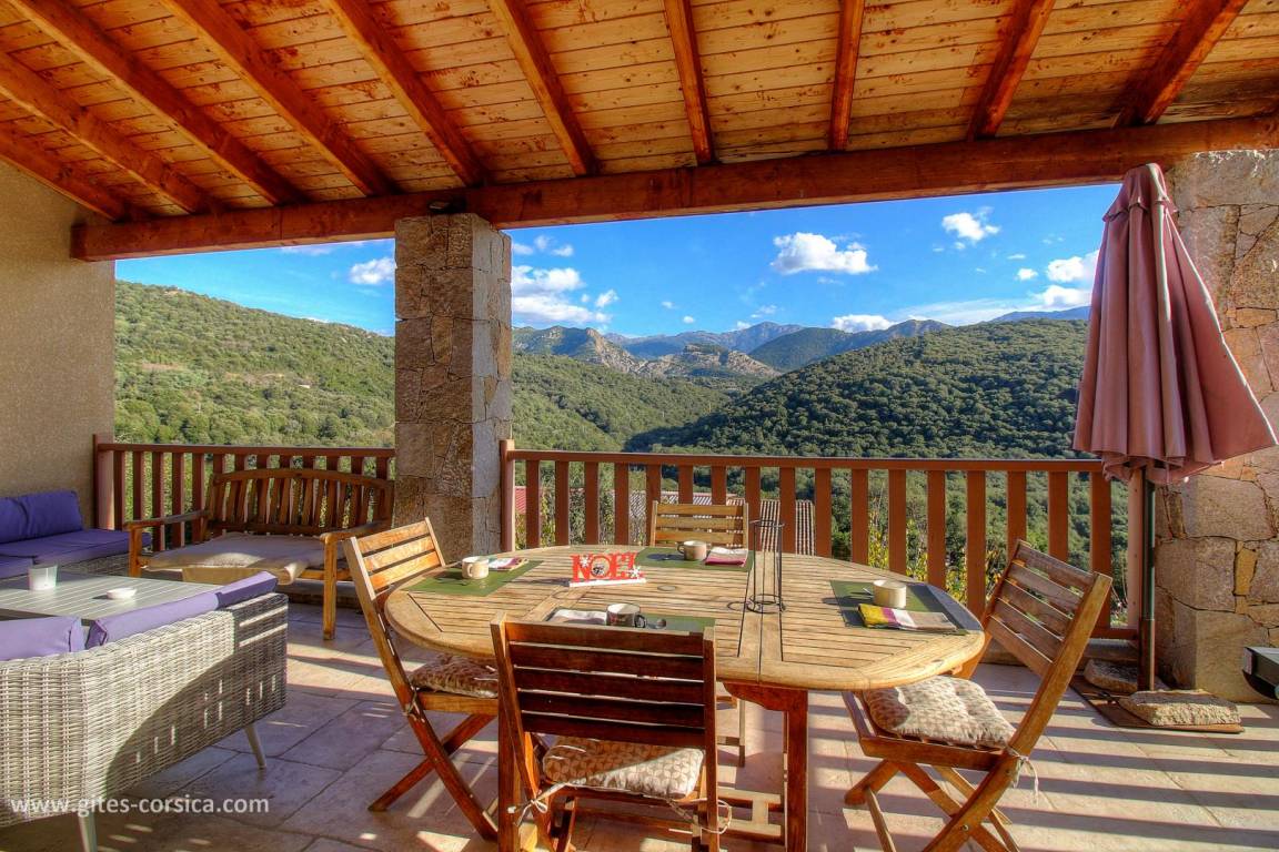 70 M² Gîte ∙ 2 Slaapkamers ∙ 4 Gasten - Corsica