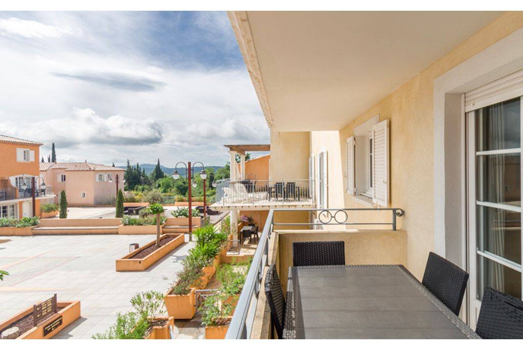 46 M² Appartement ∙ 2 Slaapkamers ∙ 6 Gasten - Montauroux