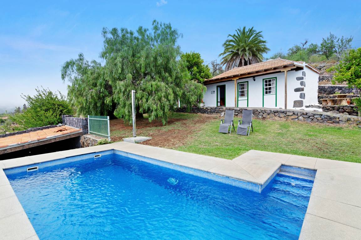 60 M² House ∙ 2 Bedrooms ∙ 4 Guests - La Palma