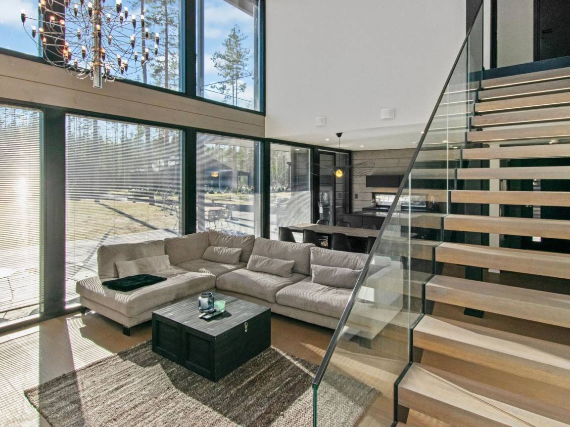 185 M² Talo ∙ 4 Makuuhuonetta ∙ 8 Vierasta - Vierumäki