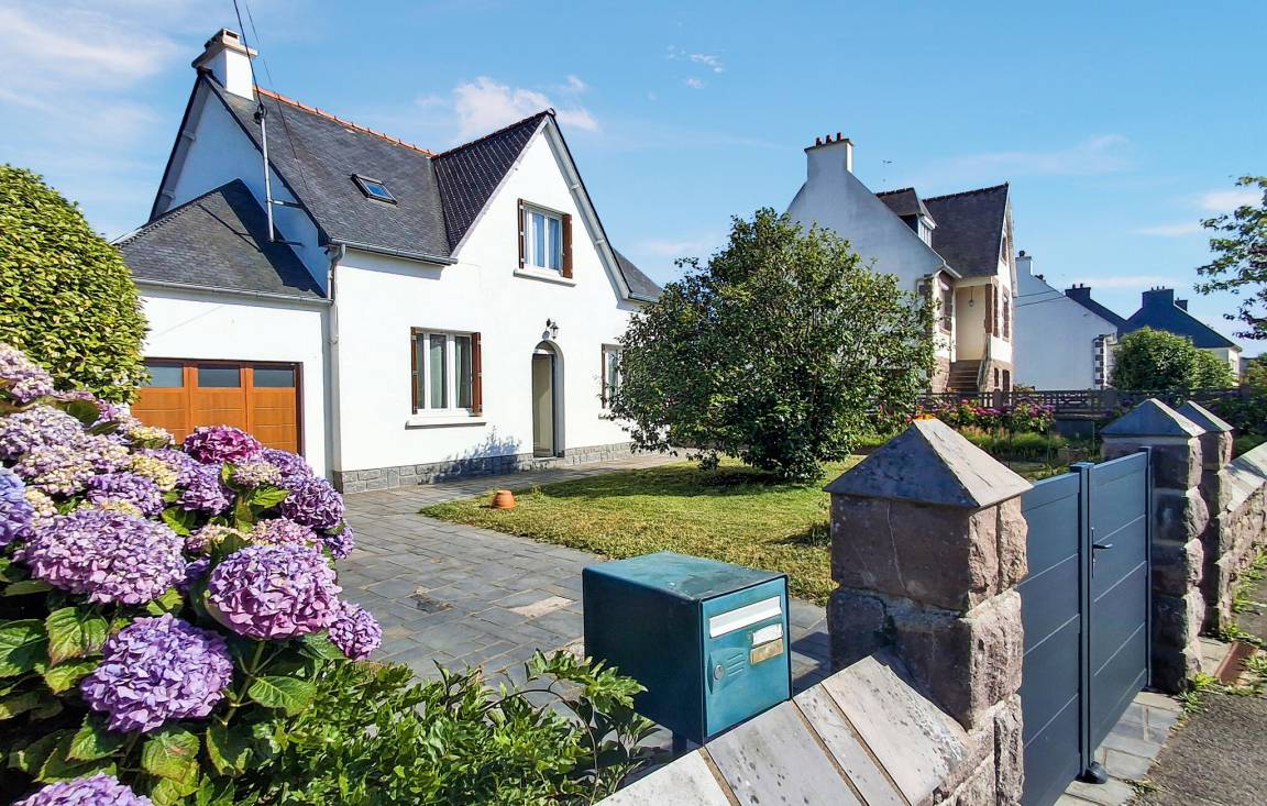 120 M² Maison De Vacances ∙ 4 Chambres ∙ 8 Personnes - Paimpol