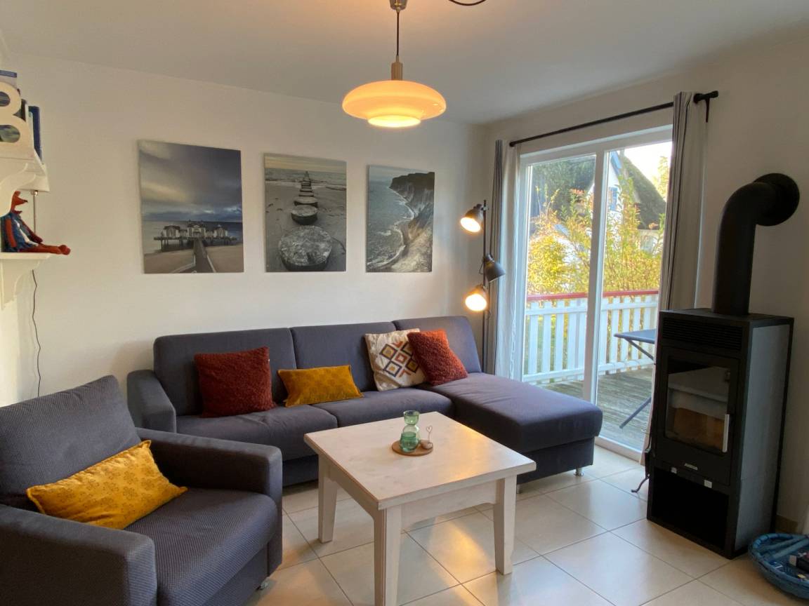 76 M² Ferienhaus ∙ 2 Schlafzimmer ∙ 6 Gäste - Sassnitz
