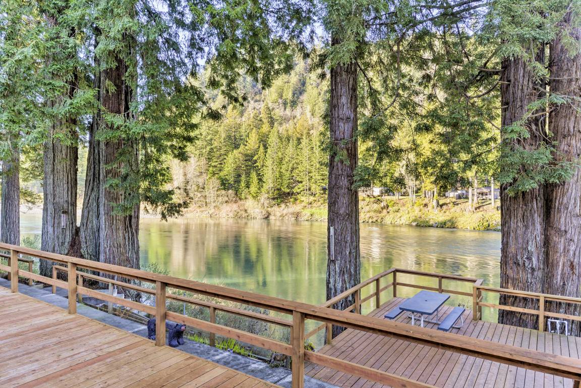 297 M² House ∙ 4 Bedrooms ∙ 8 Guests - Crescent City, CA