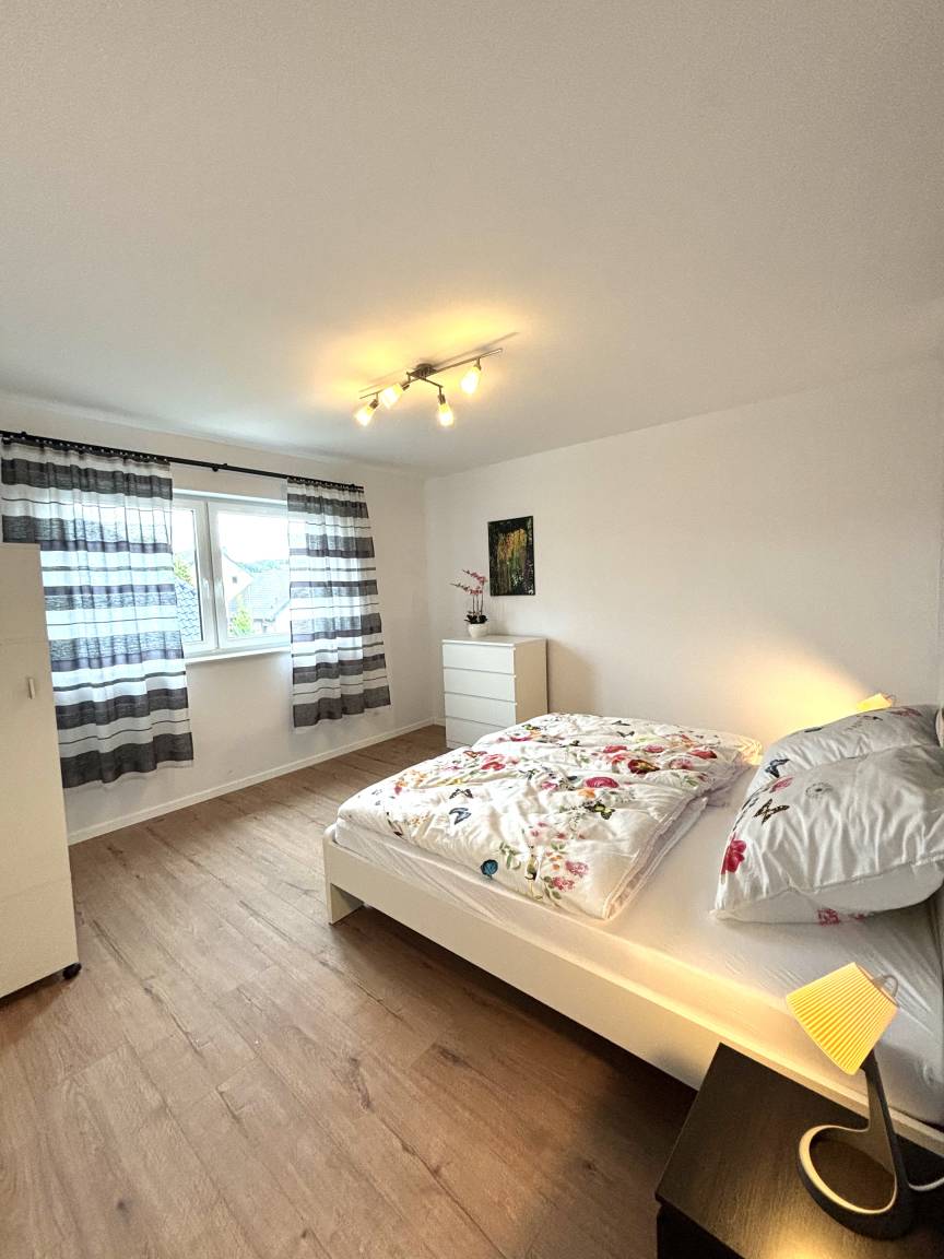 73 M² Ferienwohnung ∙ 2 Schlafzimmer ∙ 6 Gäste - Monreal