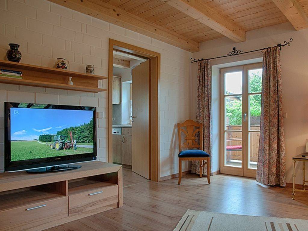 80 M² Ferienwohnung ∙ 2 Schlafzimmer ∙ 3 Gäste - Rottach-Egern