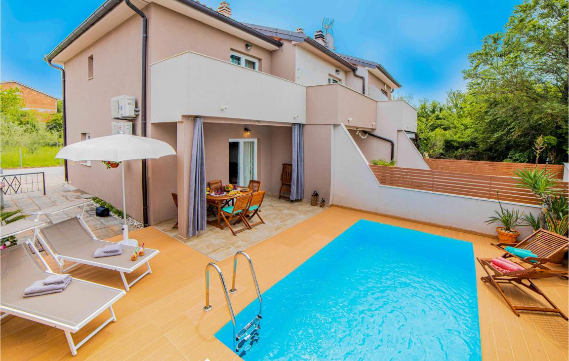 66 M² Ferienhaus ∙ 2 Schlafzimmer ∙ 4 Gäste - Jadranovo